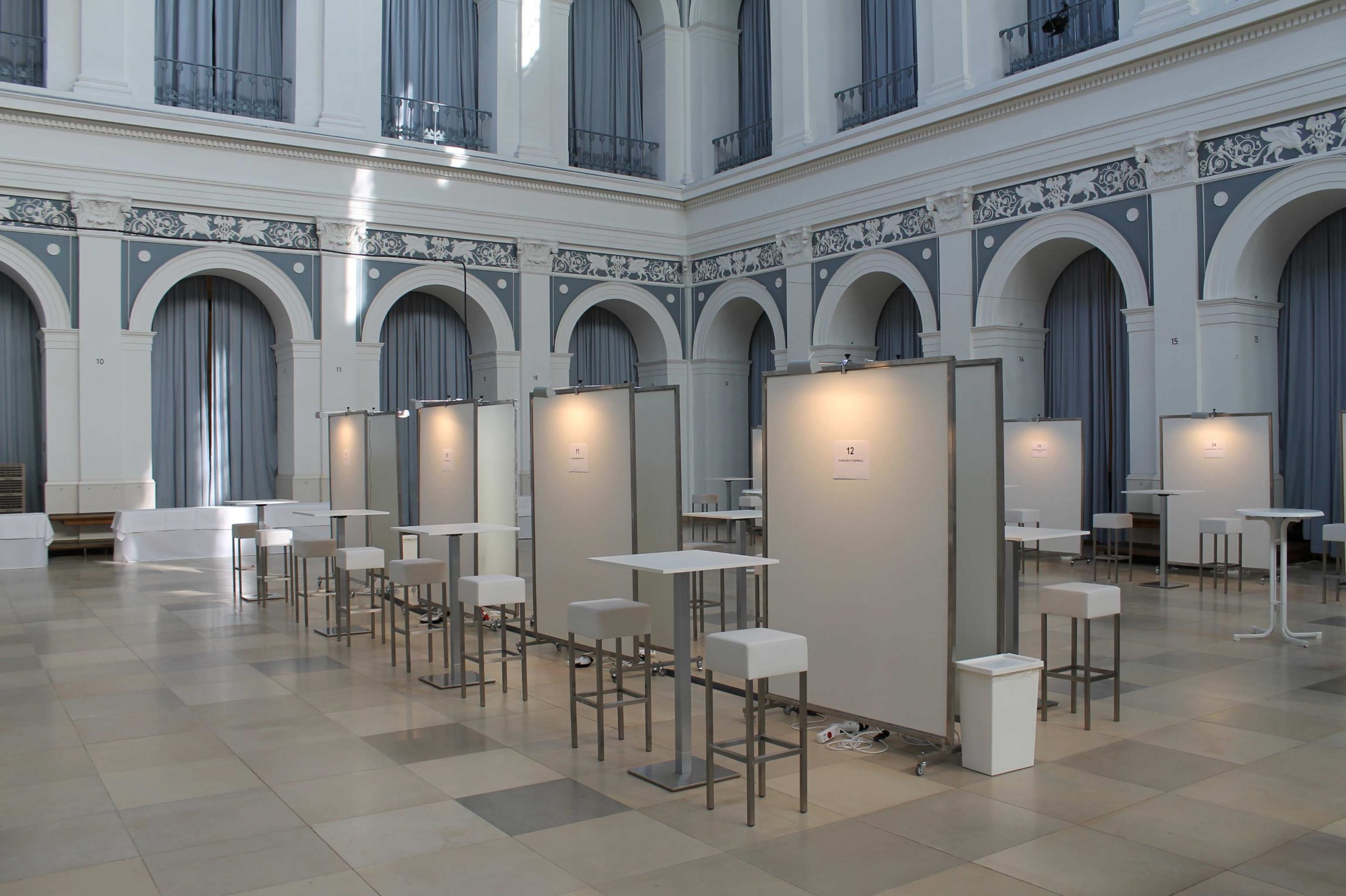 Paravant L | Lars Brinkmann Eventausstattung GmbH